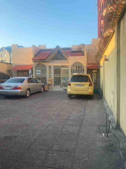 House / villa FOR SALE Kinshasa Kinshasa - House - Neighborhood boyoma