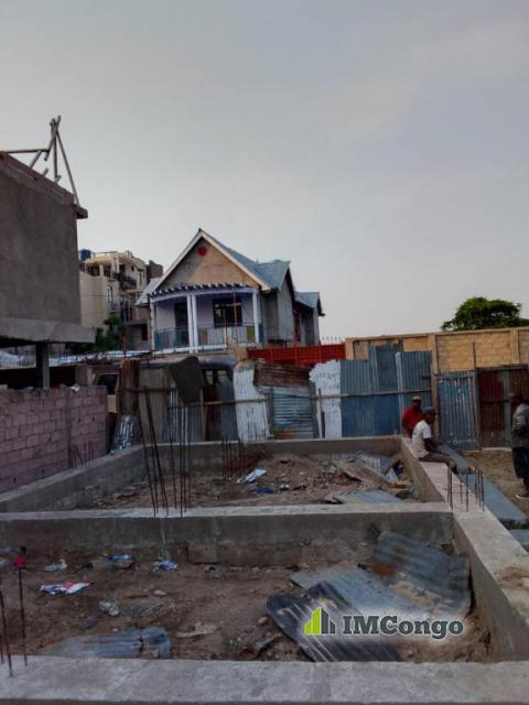 Maison / villa A VENDRE Kinshasa Kintambo - Parcelle - Quartier Basoko