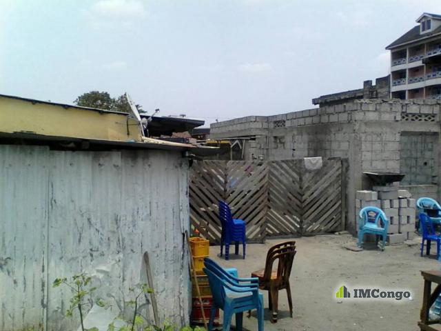 House / villa FOR SALE Kinshasa Kinshasa - House - Neighborhood Pende